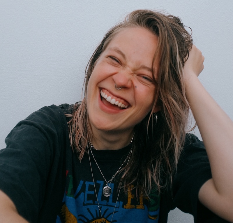 Anna B Savage announces new EP & shares first single "Since We Broke Up"