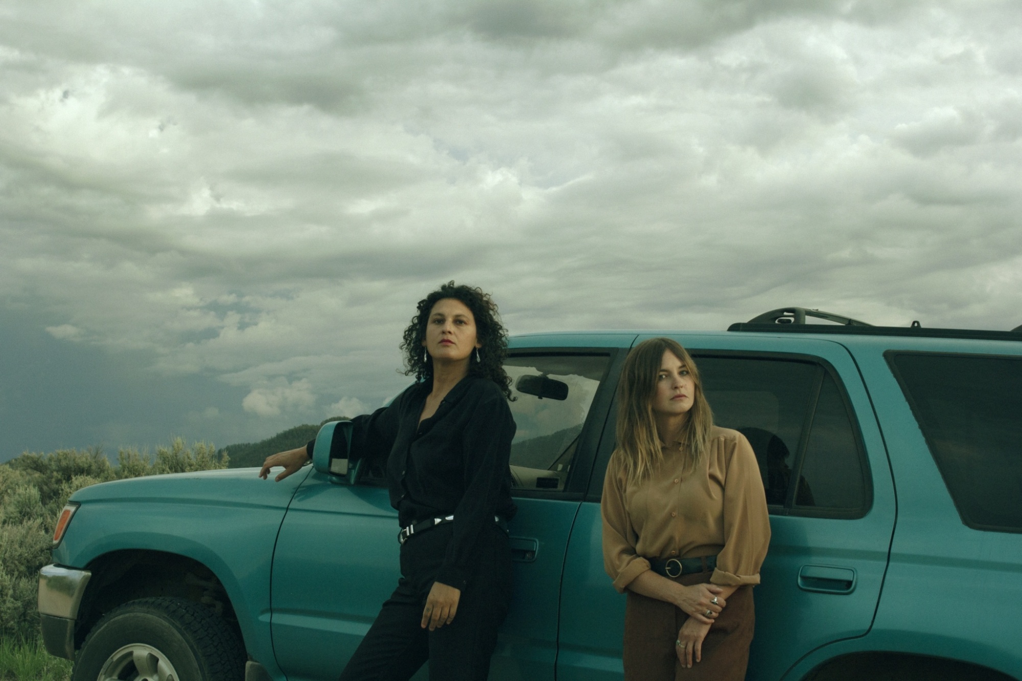 Tan Cologne share new single "Space In The Palms"